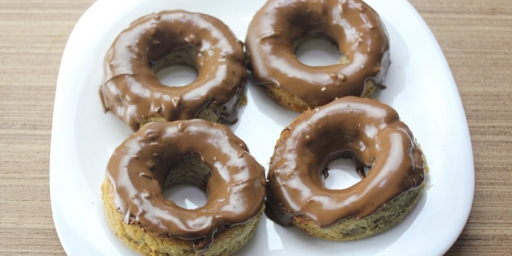 Donut Fit de Banana com Chocolate - Fast & Fit Brasil